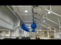 De transportband/het Kledingstuk Hangen van de pakhuis het Intelligente Opslag en transportbandsysteem