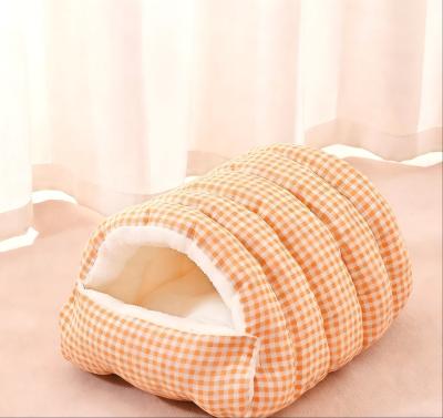 China Checkered Enclosed Wool Soft Cat Bed with Removable Washable Plush Lining Comfortable Pet Furniture for Cats Cozy Resting Space for sale