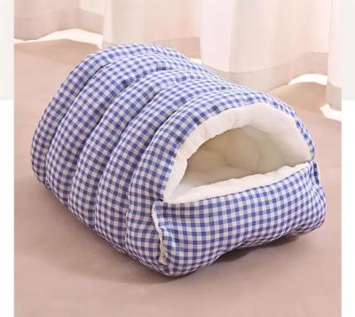 China Soft Wool Enclosed Cat Bed with Plush Lining Removable & Washable Checkered Pet Furniture Hand Wash Only for Cats for sale