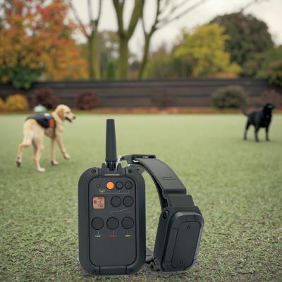 China Professional Multifunctional Waterproof IPX7 Nylon Fashion Dog Training Equipment 900 Meters Remote Control Rechargeable Barking for sale