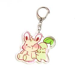 Cina New Design Hot Sell Custom High Quality Anime Transparent Epoxy Resin No Glitter Acrylic Keychains in vendita