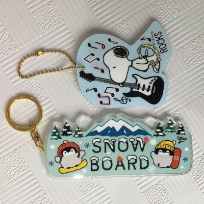 Cina Factory Cheap Custom Anime Cartoon Transparent Epoxy Resin Glitter Acrylic Charms Key chains in vendita