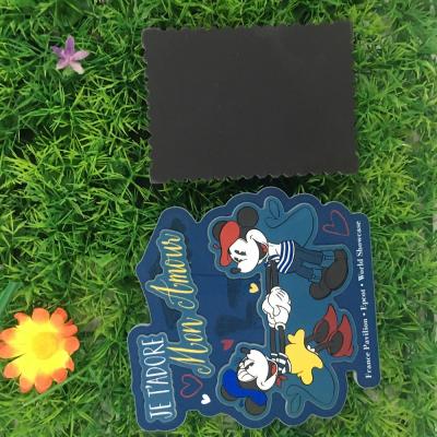 Cina eco flexible PVC rubber embossed pvc patch customized shape Key chain in vendita