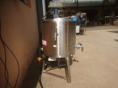 中国 子牛のヤギの家100リットルの産業小型ミルクの低温殺菌器の高い有効 販売のため