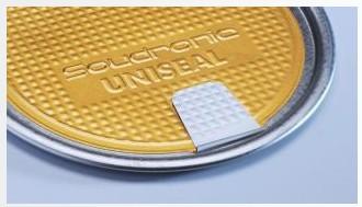 Macchina automatica per la fabbricazione di scatole di alimenti