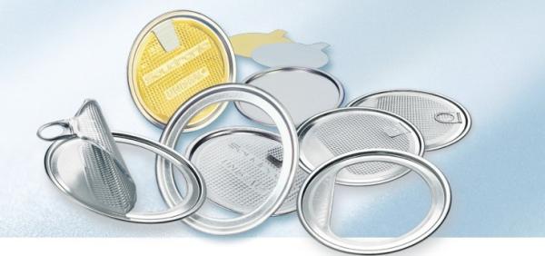 Macchina automatica per la fabbricazione di scatole di alimenti