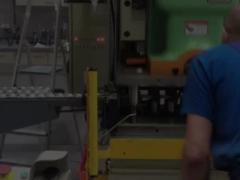 Machine de fabrication de cônes d'aérosol pour la vente