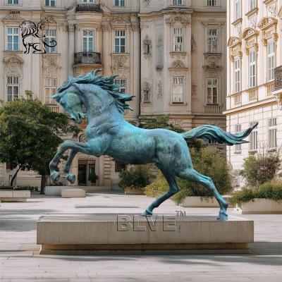 China Estatua de caballo de bronce de tamaño natural Estatua de metal de bronce Anima Escultura de fundición Decoración al aire libre en venta