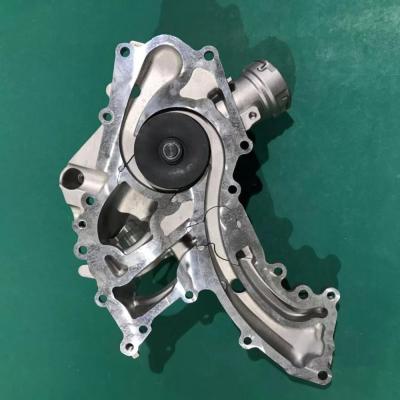 Cina 2009- Anno OEM Pompa d'acqua per motociclette di dimensioni standard per automobili Mercedes Benz in vendita