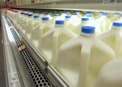 Cina Impianto di lavorazione bevente automatico pieno 3000L/H del jogurt alla frutta in vendita