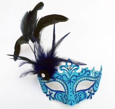 China Colombina Plastic mask with feather   10”  PF3029F for sale