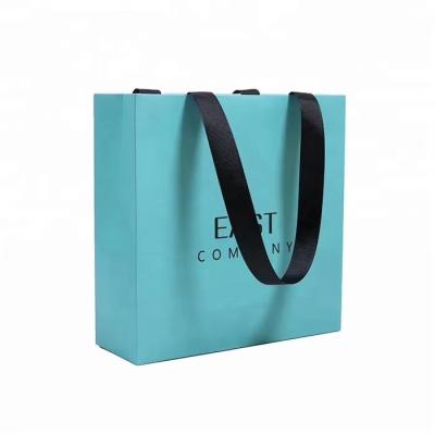 China 128gsm Matte Lamination Paper Carrier Bags voor Take Away Te koop