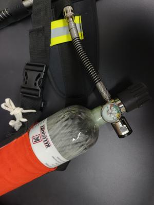 China Equipamento de combate a incêndios Dispositivo respiratório de fuga de emergência EEBD leve com saco e capô à venda