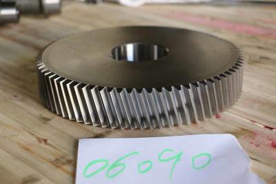 China Forging Processing Single Helical Gear with 25 Width and 1.0 Addendum Coefficient for sale