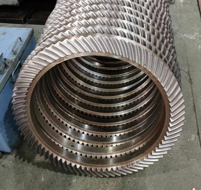 China Engrenagens de bisel em espiral para montagem de eixo de acionamento elétrico e controle de passo da turbina eólica à venda