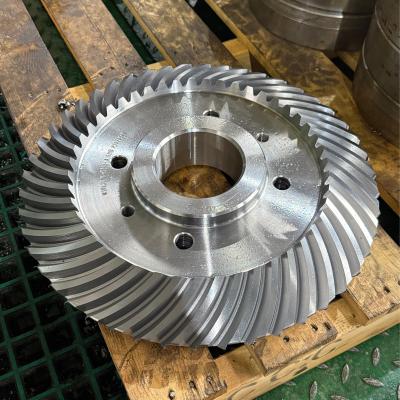 China Customized 58-62 HRC Spiral Bevel Gears with Gear Teeth Grinding for High-Performance Application for sale