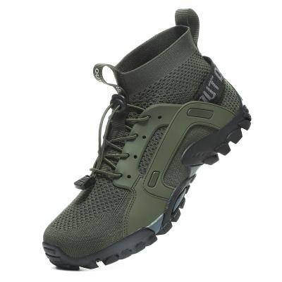China Sapatos de montanhismo voadores tecidos de alto topo de tamanho grande Sapatos de rastreamento fluvial à venda