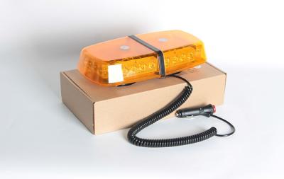 Cina Veicolo da ingegneria Luce lampeggiante gialla in fila corta Luce di allarme montata su auto LED Avvertenza per l'apertura della strada in vendita