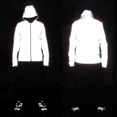 China 2023 Nieuwe uitgebreide hoge reflecterende veiligheidskleding 100% reflecterende lange mouw winddichte kleding Te koop