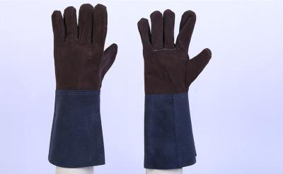 China As luvas que de soldadura a Dois-camada completa vergasta luvas de solda vestem densamente - resistente e aqueça - o isolamento trabalham luvas da proteção à venda