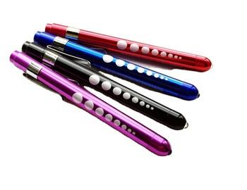 Cina Penna medica di medico dell'infermiere LED Penlight della lega di alluminio della luce della penna con luce in vendita