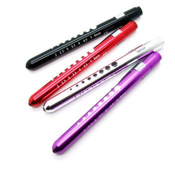 Cina Torcia medica leggera giallo-chiaro glassata della penna della penna dentaria medica di Pen Light per l'infermiere in vendita