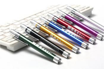 Cina Torcia medica leggera giallo-chiaro glassata della penna della penna dentaria medica di Pen Light per l'infermiere in vendita