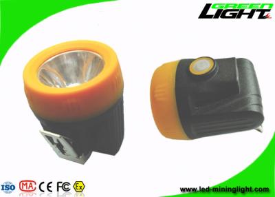 Chine Lampes de chapeau IP68 de extraction sans fil imperméables matériel de 10000 ABS de lux avec le chargeur d'USB à vendre