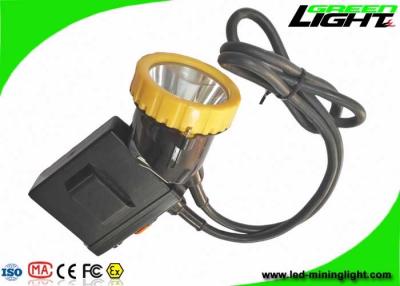 Chine Le chapeau d'exploitation de LED allume 50000lux l'éclat IP67 rechargeable pour chasser le phare à vendre