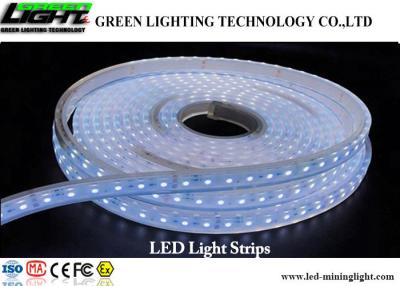 China Luzes de tira flexíveis do diodo emissor de luz IP68 5M 300 diodos emissores de luz 5050 RGB Kit With Power Supply completo à venda