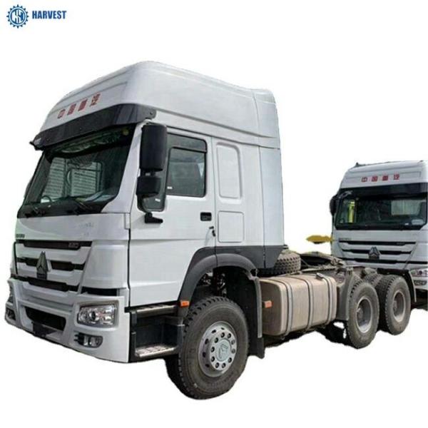 Quality Wheel base 3200mm 6x4 420hp High Roof 2 Sleepers Prime Mover Truck for sale
