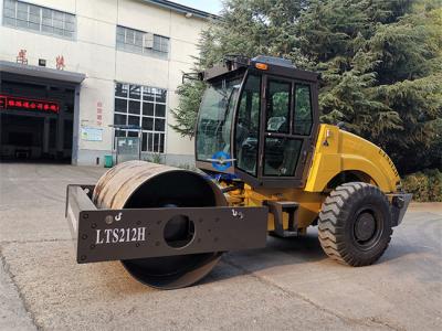 China 12 Ton Hydraulic Drive Single Drum Bodenverdichter LTS212H mit Cummins Engine zu verkaufen