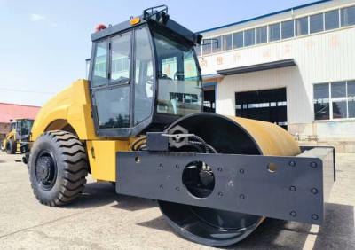 Китай 2100 мм двойной барабанный дорожный ролик 12 тонн гидравлический LTD212H 110kw в Кении продается