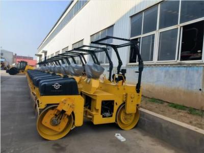 Cina 5Ton LTC203 26.5Kw Vibratory Road Roller Hot Sale vicino all'Arabia Saudita in vendita