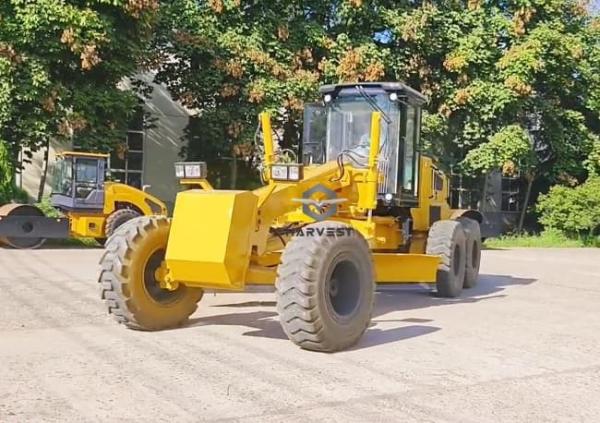 Quality 215HP Motor Grader PY220C with Cummins Engine and Rear Ripper in Oman for sale