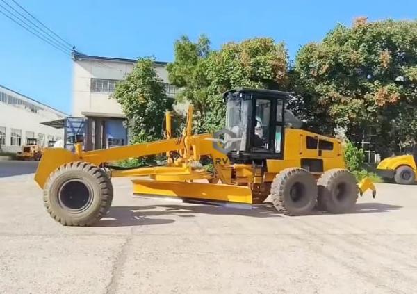 Quality 215HP Motor Grader PY220C with Cummins Engine and Rear Ripper in Oman for sale