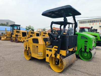 Cina 28Kw LTC3H Vibratory Road Roller Hot sale vicino alla Mauritania in vendita