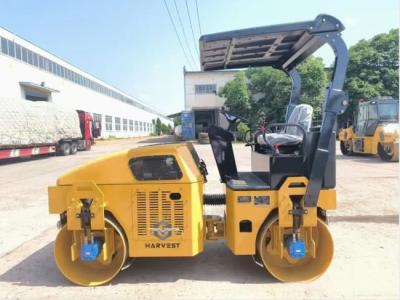 Cina 28Kw LTC3H Vibratory Road Roller Hot sale vicino alla Mauritania in vendita