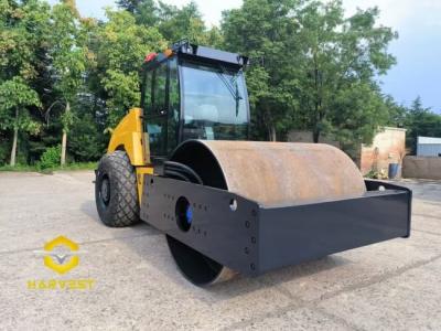 Cina Rullo compattatore stradale 18 Ton LT218B 112kW con Cummins 6BTA5.9, in offerta speciale in Algeria in vendita