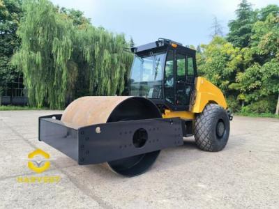 Cina Rullo compattatore stradale 18 Ton LT218B 112kW con Cummins 6BTA5.9, in offerta speciale in Algeria in vendita