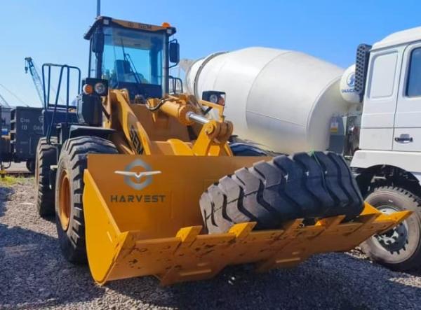 Quality 5 Ton SEM 655D Wheel Loader Hot Sale in Angola for sale