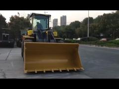 4 Ton XCMG LW400KN Pilot Control With joystick Wheel Loader Bucket 2.4m3