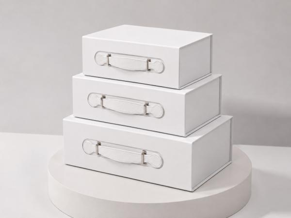 Quality Foldable Suitcase Gift Boxes with Carry Handles for sale