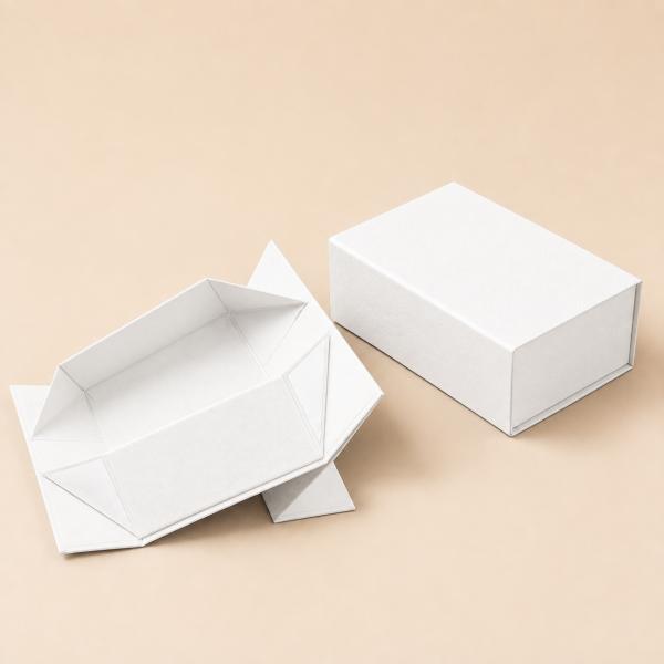Quality Classic Foldable Gift Boxes in Solid and Iridescent Finishes for sale