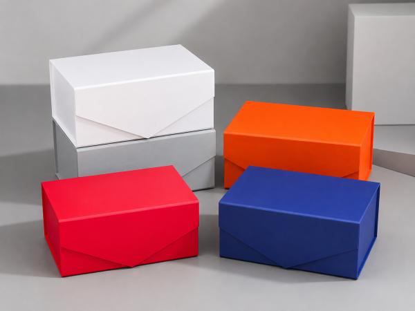 Quality Foldable Gift Boxes with Envelope-Style Flaps for sale