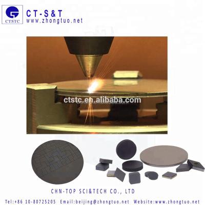 Cina Macchina CNC avanzata a laser a fibra con lunghezza d'onda di 1064±5 nm e controllore Raytool in vendita