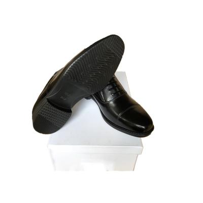 Cina Scarpe di cuoio di cuoio genuine di Oxford di resilienza delle scarpe convenzionali dell'ufficio di deodorizzazione alte in vendita
