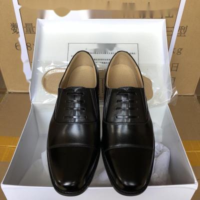 Cina Scarpe di cuoio di cuoio genuine di Oxford di resilienza delle scarpe convenzionali dell'ufficio di deodorizzazione alte in vendita