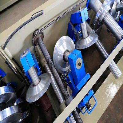 Cina Rotolo del Purlin di Manica d'acciaio C Z che forma macchina, macchina di stampaggio a freddo in vendita