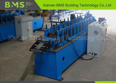 China Het Broodje die van het hoge snelheidsc Purlin Blad Machine met Vliegknipsel en PLC Kabinet vormen Te koop